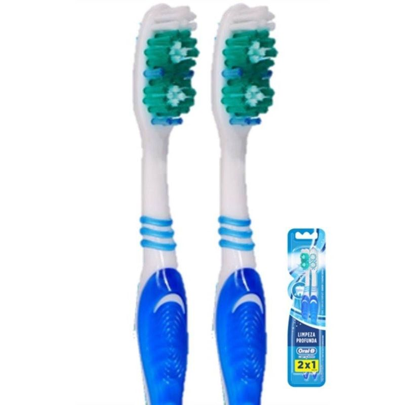 Kit com 2 Escovas Dentais Oral-B complete Macia 40 - Pense Farma Kit com 2 Escovas Dentais Oral-B complete Macia 40 - Pense Farma